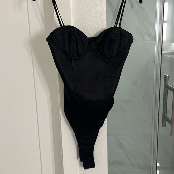 Zara | Tops | Zara Black Corset Bodysuit With Zipper On Side | Poshmark